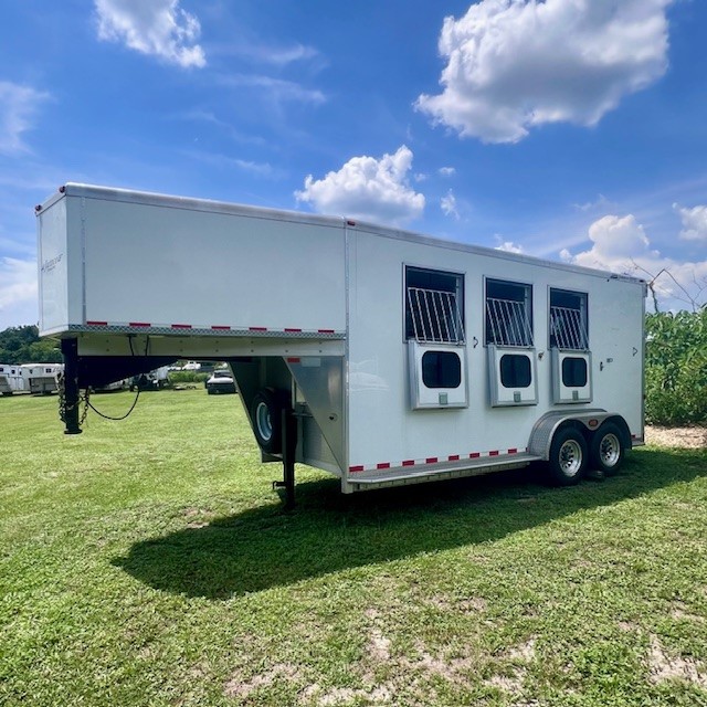 2019 Jamco Warmblood 3 Horse Slant Load Gooseneck Horse Trailer ...
