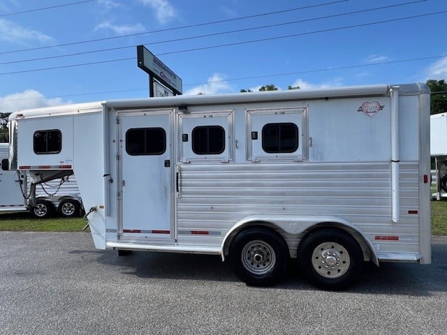 2005 Hart Weekender 2 Horse Slant Load Gooseneck Horse Trailer With ...