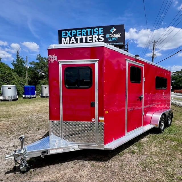 2025 Frontier Fast Track - Red - 2 Horse Straight Load Bumperpull Horse ...
